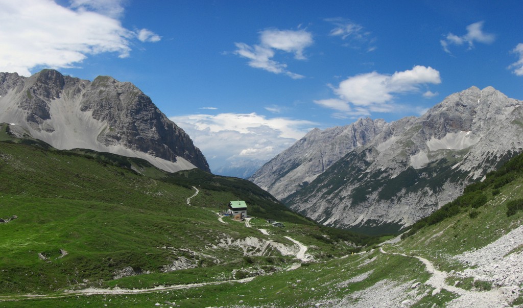 Wandern auf dem Adlerweg in Tirol – Von Innsbruck zum Achensee